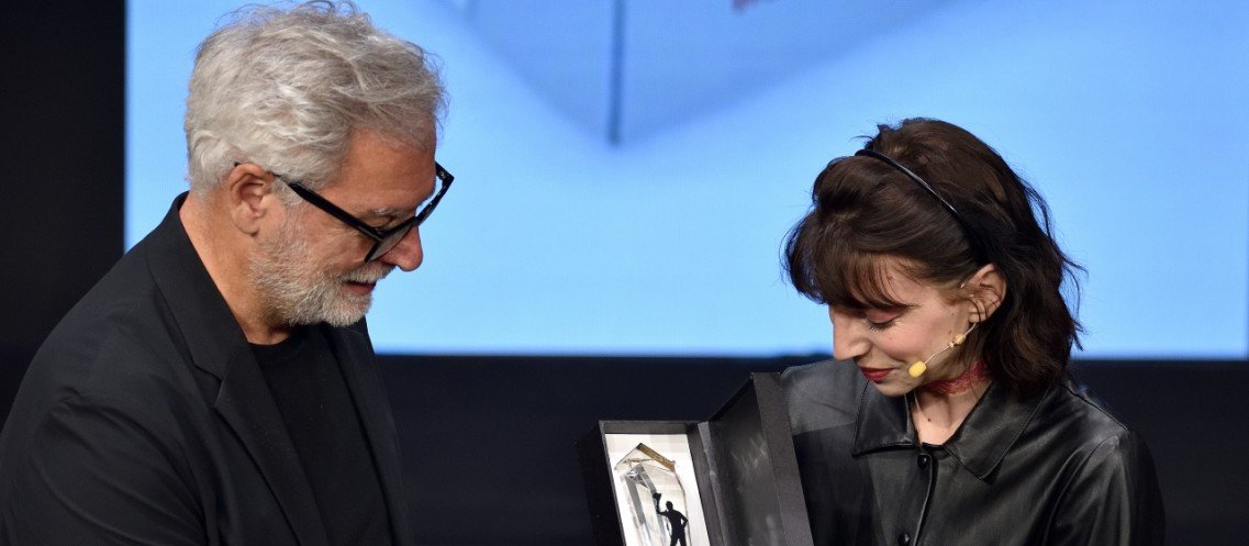 MARIAL BAJMA RIVA vince la terza edizione del Premio Gennaro ...